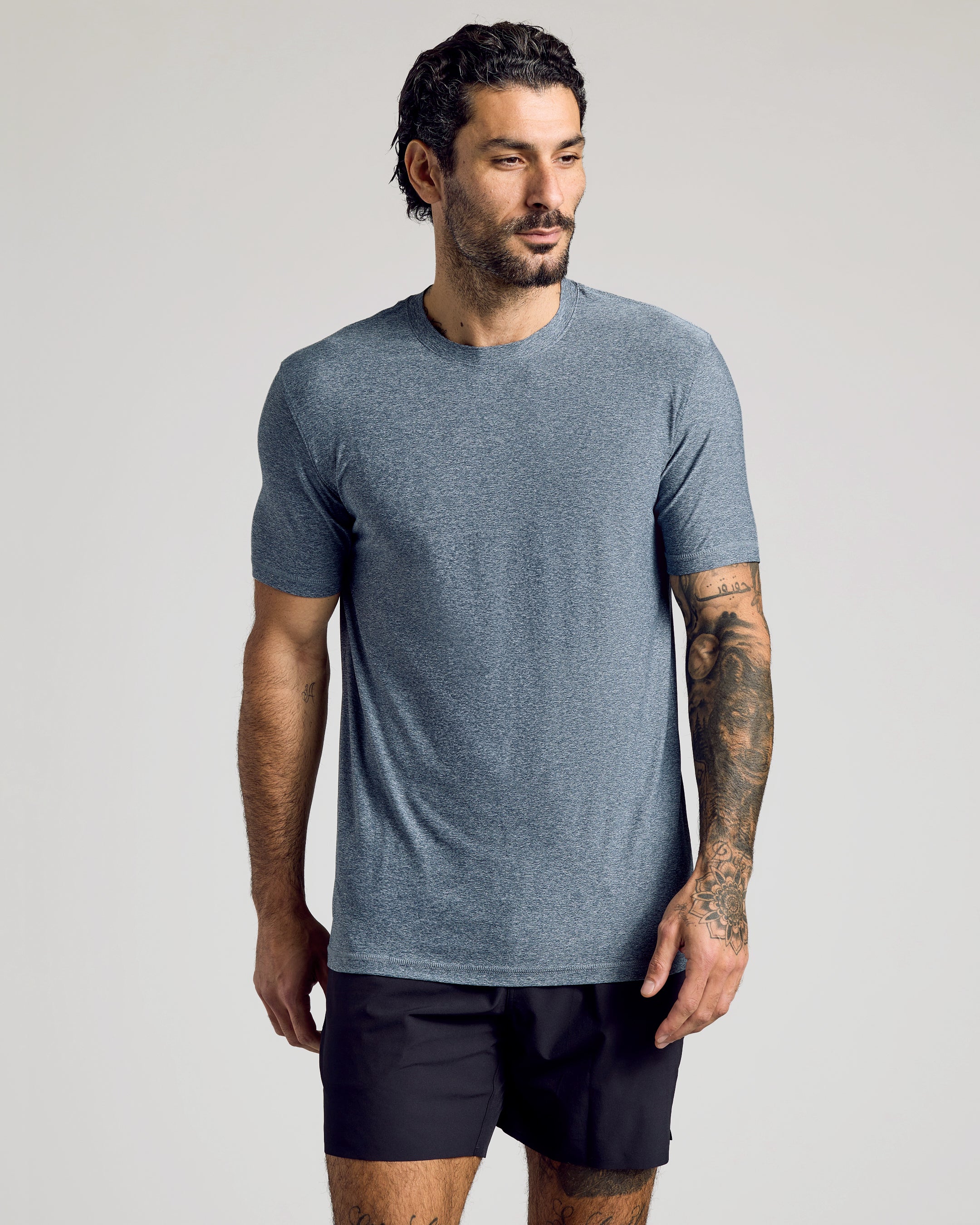 4003_Active_Tee_Heather_Navy_03_3198766d-b602-47ec-9a29-f9ff486cff50 ...
