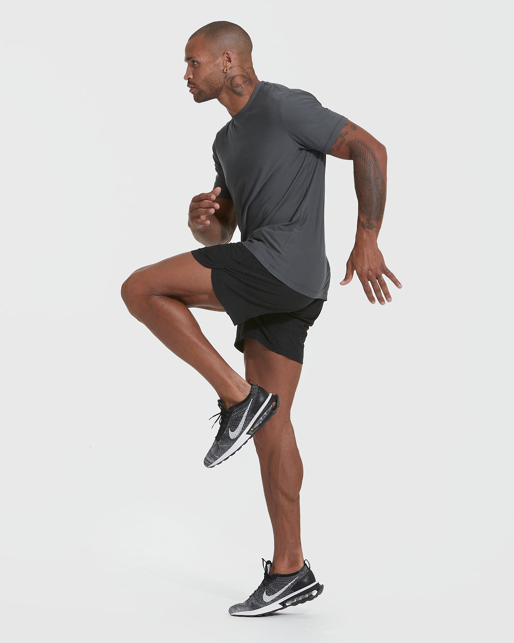 Carbon Active Crew Neck