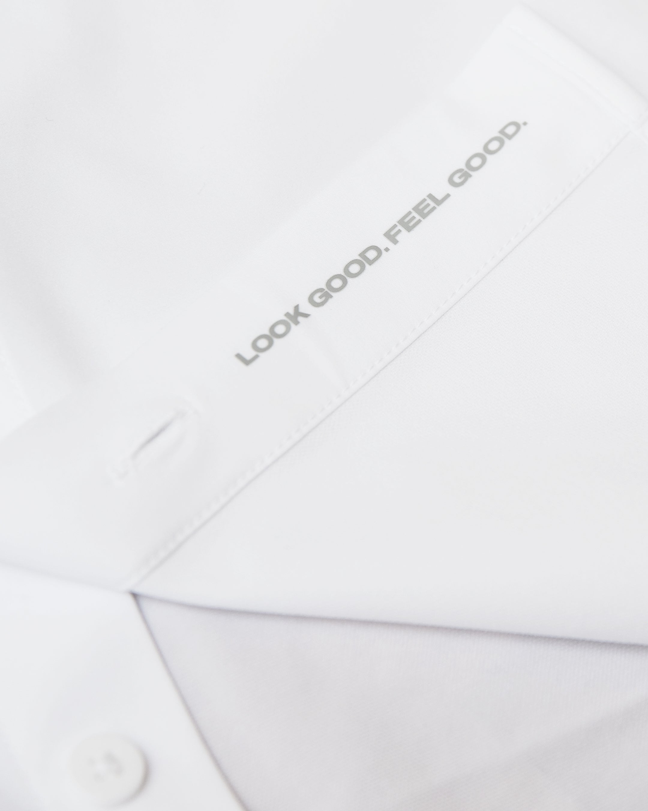 White Commuter Short Sleeve Button Up – True Classic