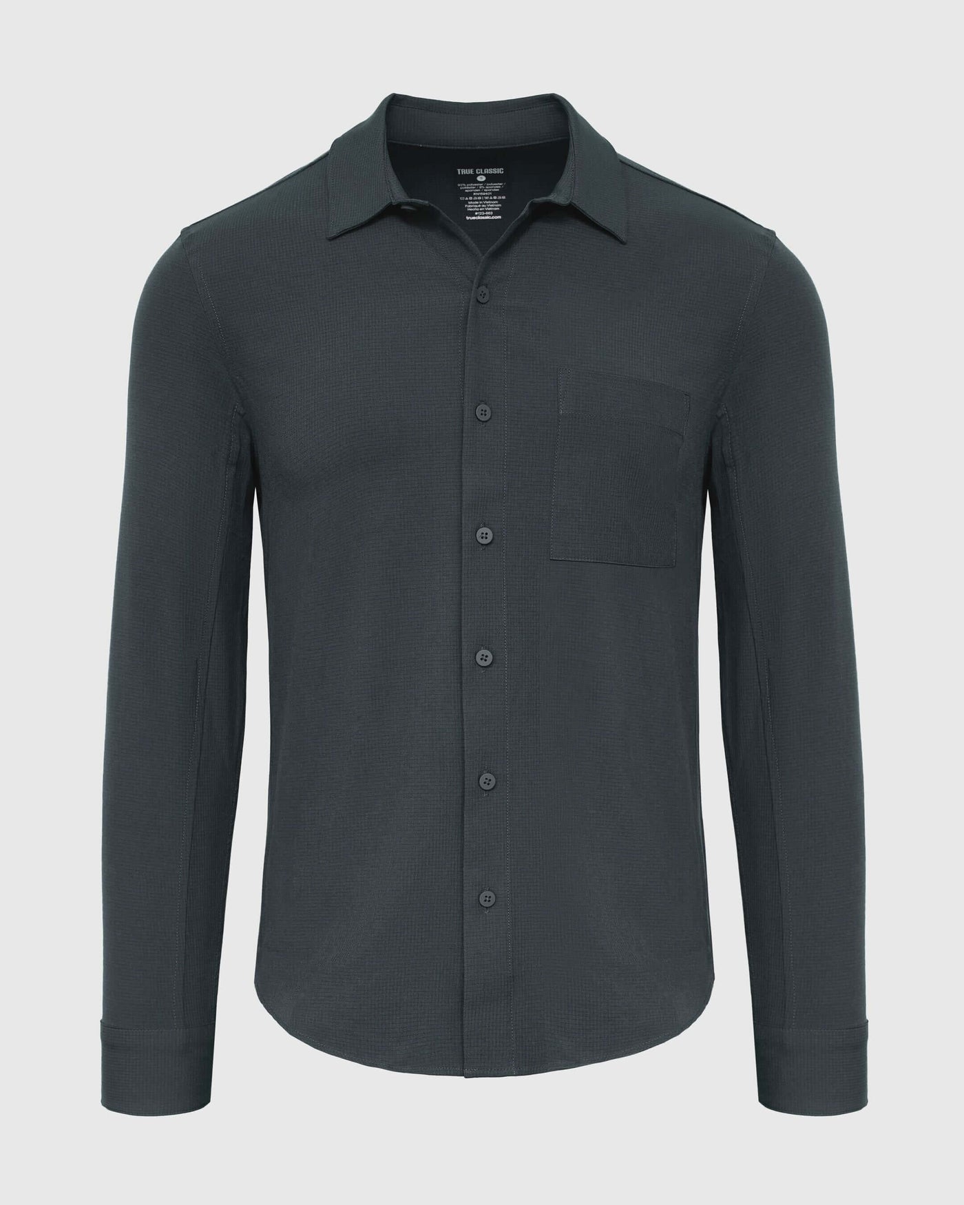 Model is 6'1" and wearing size M.