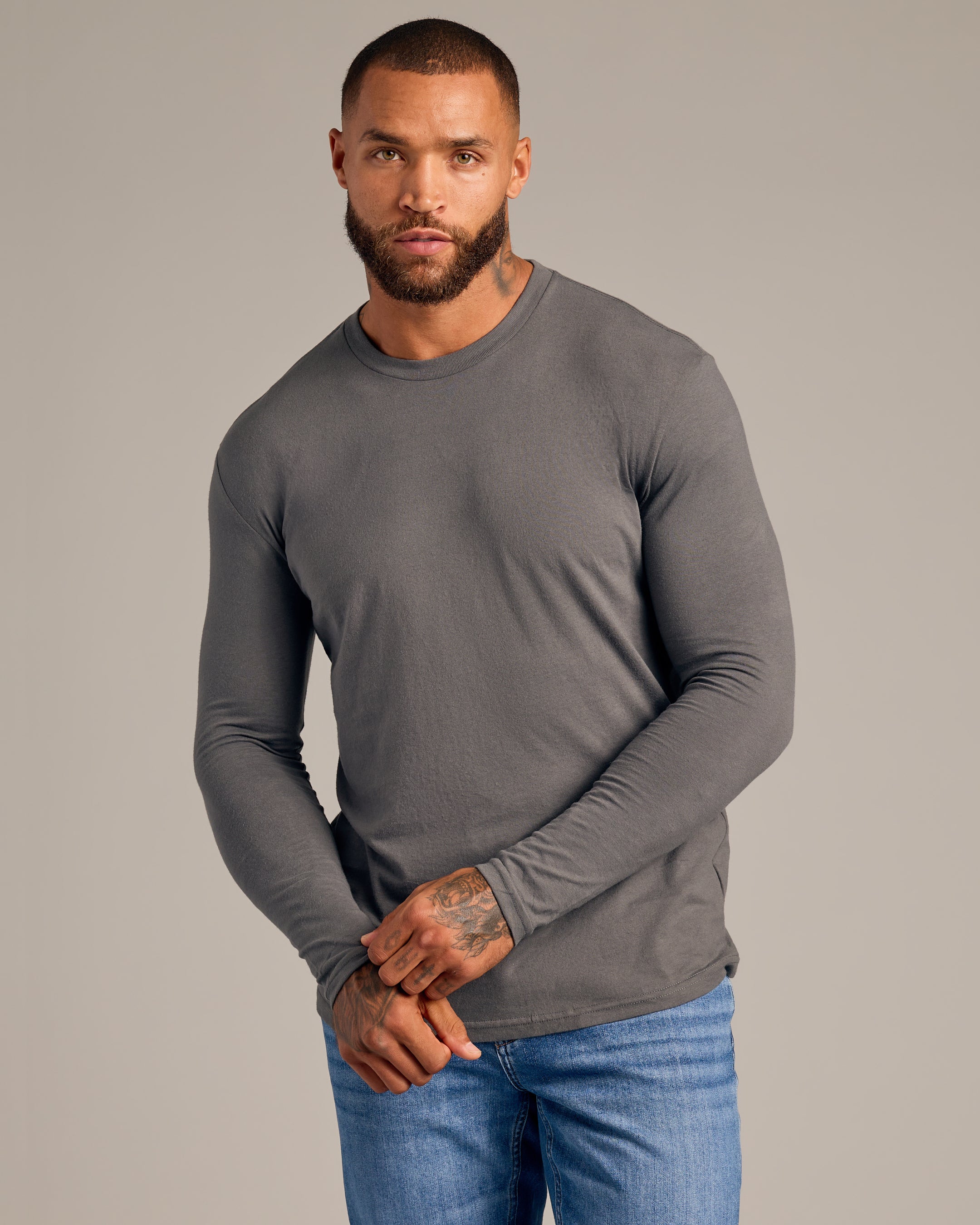 Long_Sleeve_Crew_Neck_Carbon_2_3feb9224-0273-473f-b4cd-9c7481a27016.jpg ...