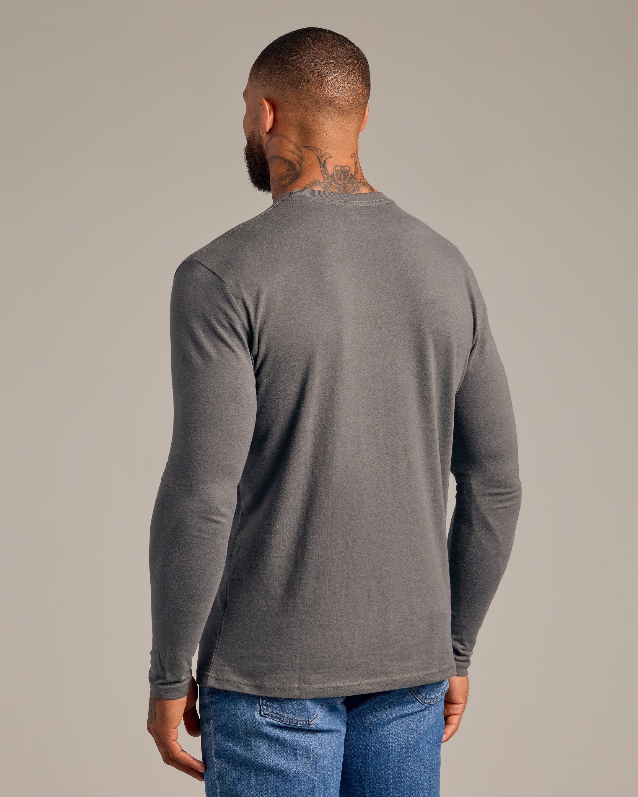 Long_Sleeve_Crew_Neck_Carbon_5_ff07be25-dd0d-4fb8-b491-050b826331cf.jpg ...